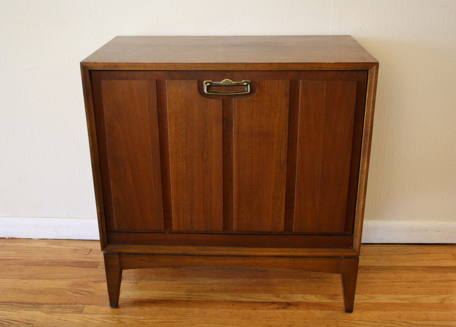 Lane Cedar Chests | Traditional Storage and Heirloom Quality - Lane ...